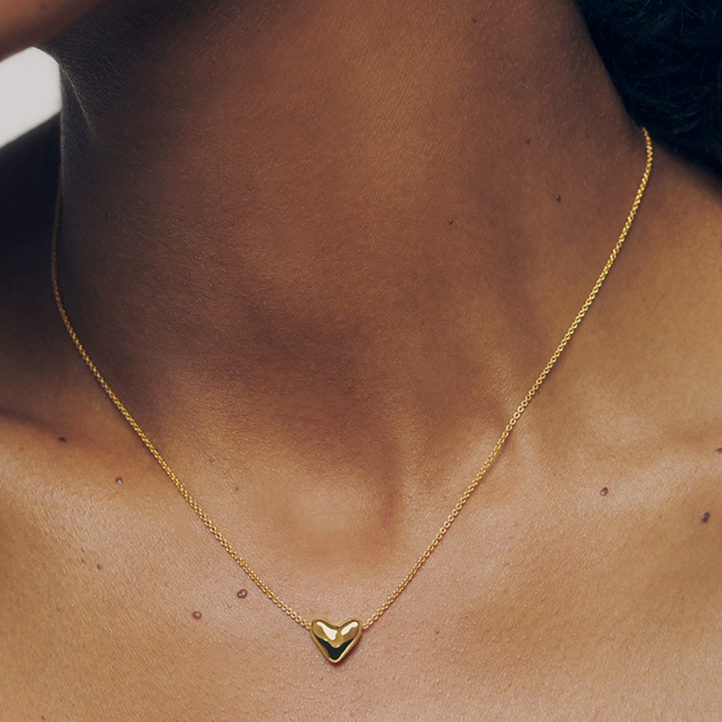 Amora Heart Necklace – NAJJAF